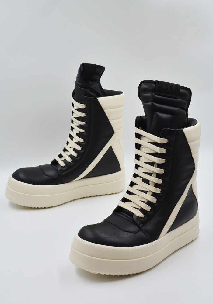 RICK OWENS MEN MEGA GEOBASKET SNEAKERS BLACK SS25 | DOSHABURI Shop